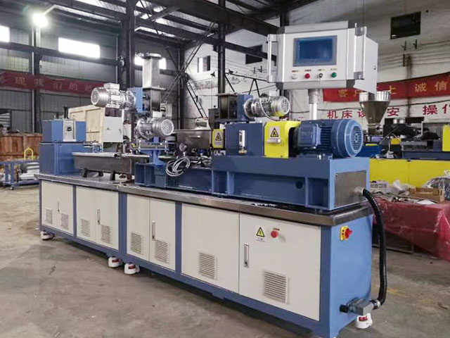 UTSE-36 Twin Screw Extruder for Master Batch - Buy UTSE-36 Twin Screw ...